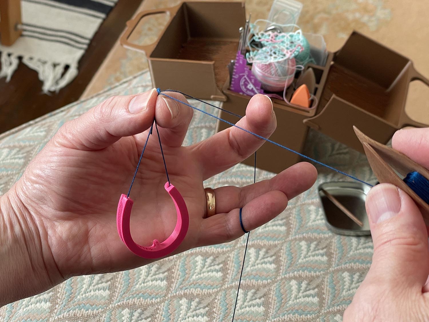 Self-Closing Mock Ring Holder - Stephanie Cervi Design